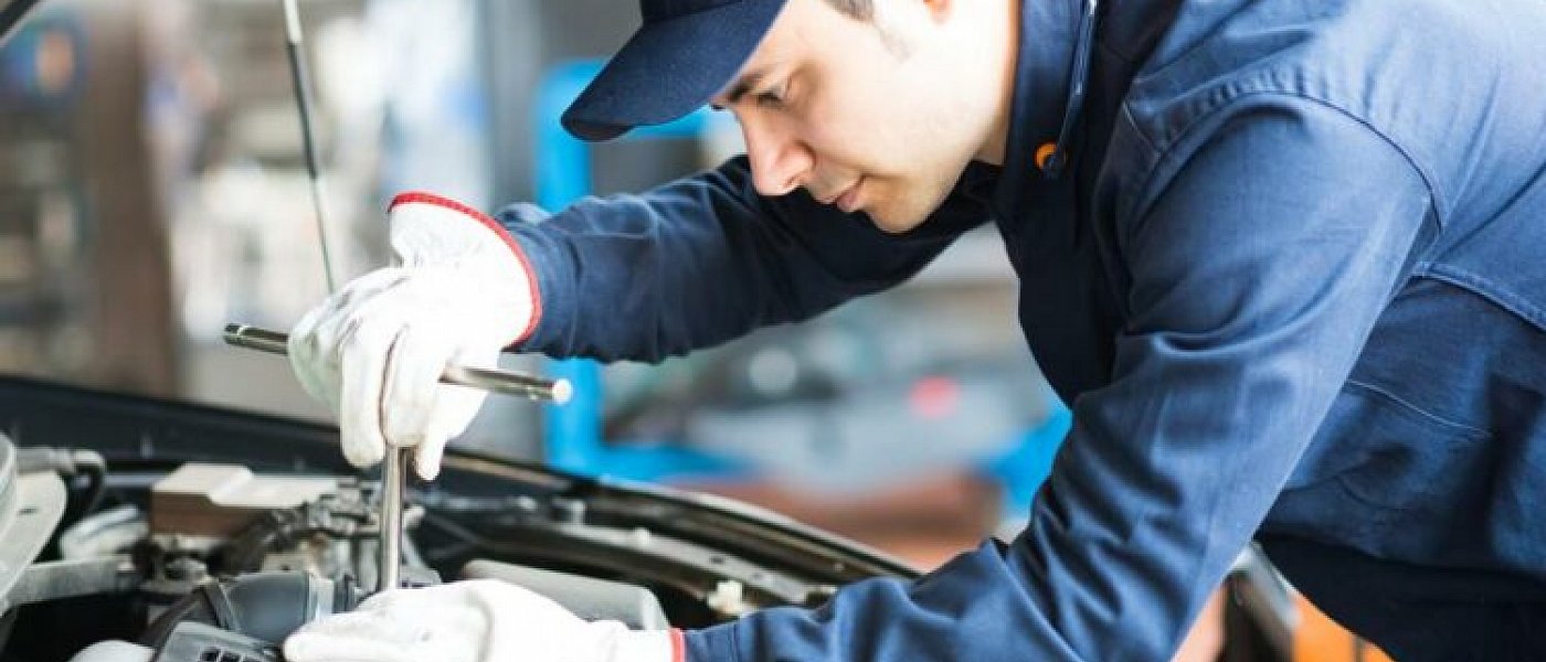 5 Essential Tips for Inspecting a Used Car Before Purchase